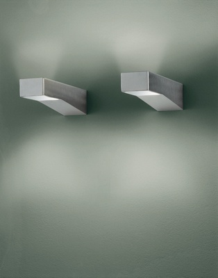 Leucos Alias wall lamp, Wall Mount | Neenas Lighting
